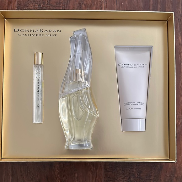 Donna Karan | Other | Donna Karan Cashmere Mist Gift Set | Poshmark